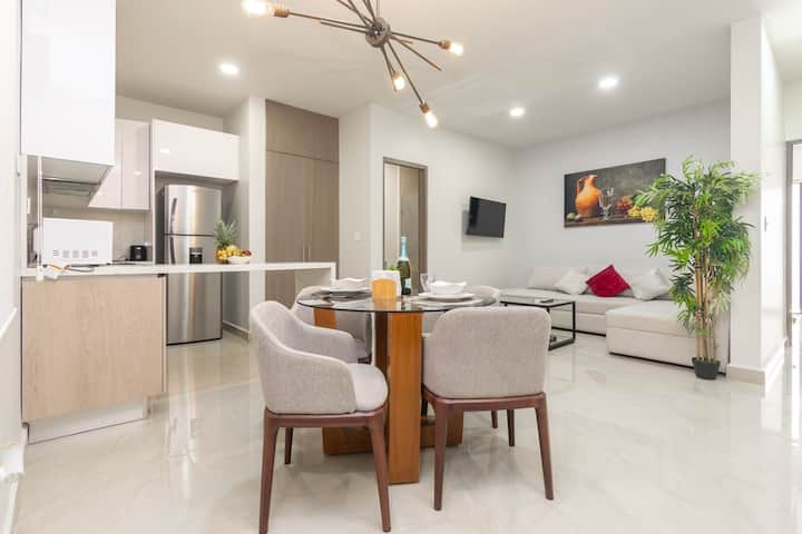 Luxury 1br With Balcony, Direct Access To 5th Ave - Playa del Carmen