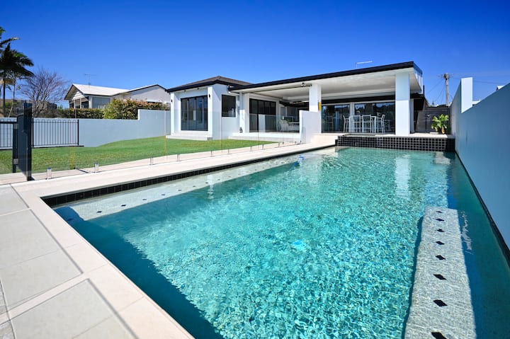 Mooloolaba Waterfront Luxury - Mooloolaba