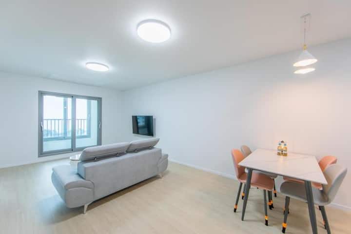 바다전망 콘도형 오션 뷰 객실, 신축 바다전망 콘도형 오션 뷰 (302호) - Donghae-si