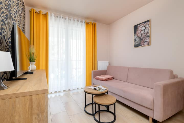 Modern Apartment | Parking | Close To The Center - Katowice