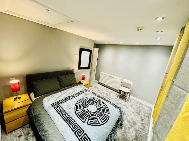 4 Bedrooms Full House Stourbridge Birmingham - Bewdley