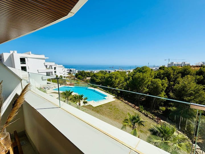 Magnifique Appartement Avec Piscine Et Jardins. - Fuengirola