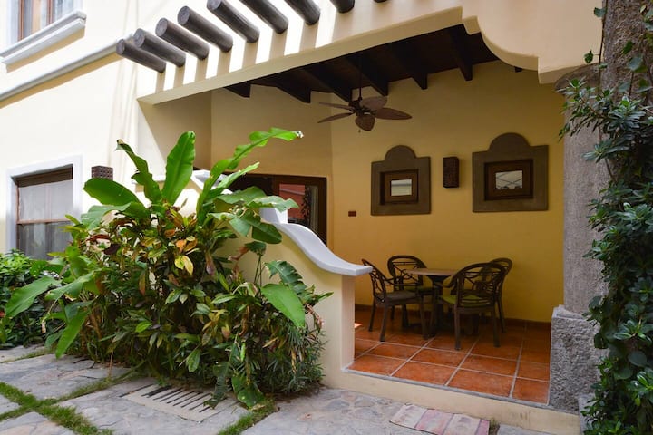 Mission Gate 3a 1-bedroom Condo By Island House - West Bay