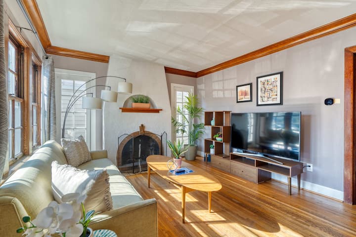 4br • Sleeps 8 • Perfect For Groups & Families - Portland, OR