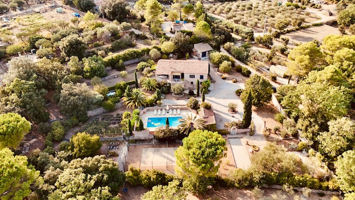 La Détente Provençale - Tennis, Football, Pétanque - ibis budget Brignoles Provence