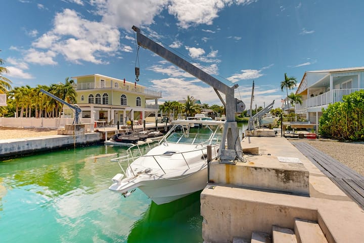 2br Waterfront Duplex With Canal Access & Deck - Marathon, FL