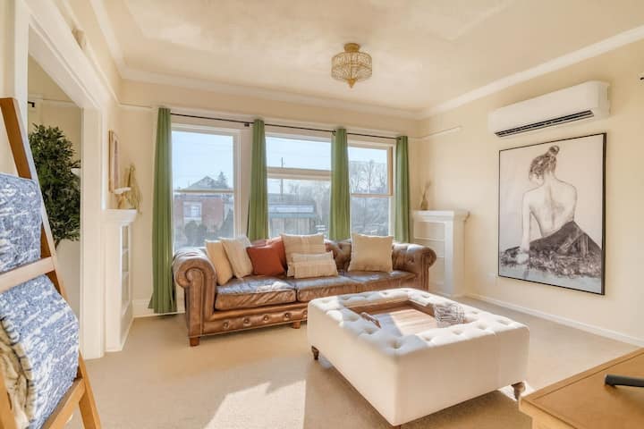 Dream Two-bedroom In Laurelhurst ~ 97 Walkscore - Portland, OR