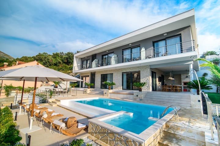 Finest Private Villa In The Elite Area Of ŠTikovic - Dubrovnik