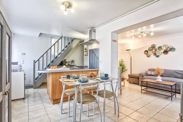 En Plein Centre Ville De Cabourg, Maison De Ville - Cabourg