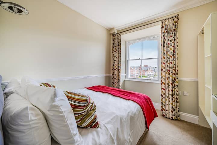 Double Room-ensuite-room 10 - Barnstaple