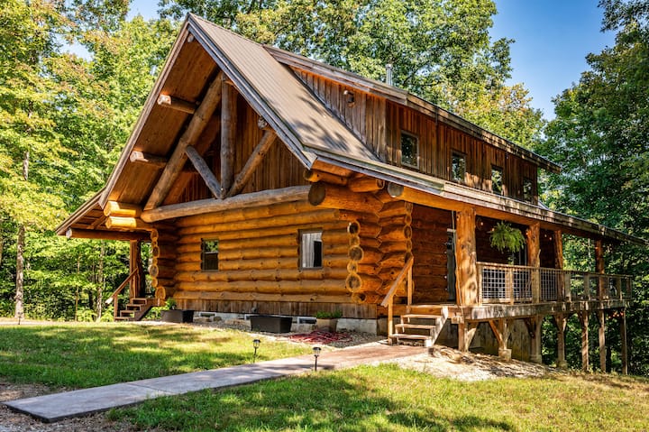 Essential Peace Log Cabin - Nashville, IN