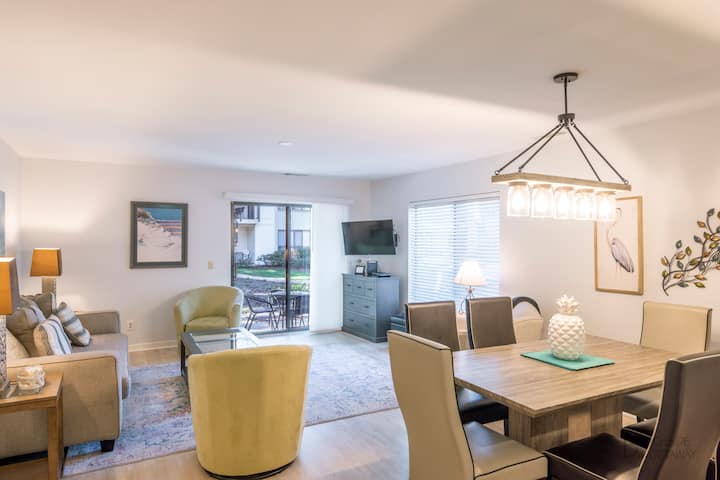 22 Springwood - 3b/3b Condo, Community Pool - 사우스캐롤라이나