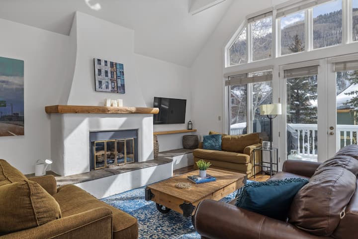 Walk To Lift, Prime Location, Near Shops, Views! - Telluride, CO