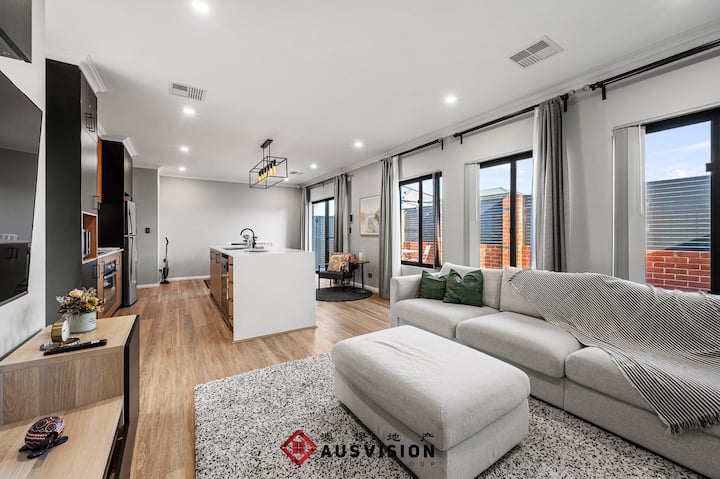 Curtin Uni New Villa -Dining & Fun Hub Vic Park - Perth
