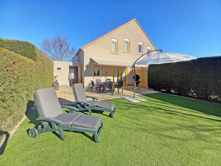 Bungalow à Breskens Près De La Plage - Groede