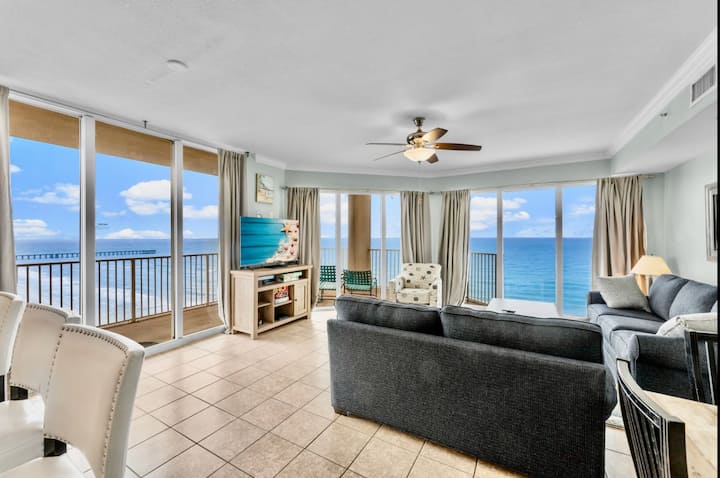 Stunning 3br/3ba Beachfront Condo! Sleeps 10 - Panama City Beach, FL