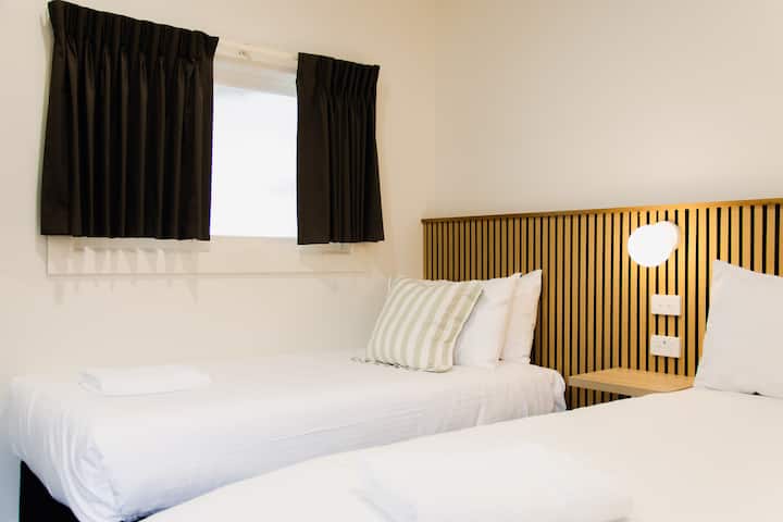 High St Motel Echuca Deluxe Queen -