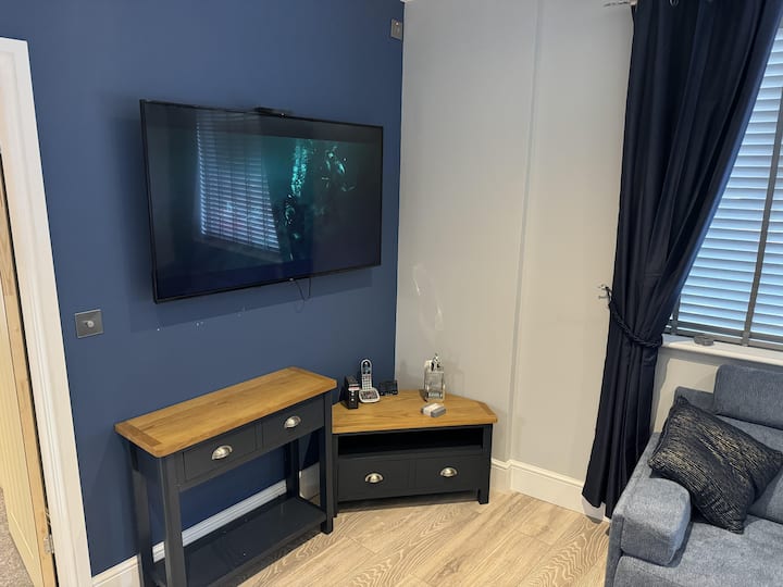 Cozy Apartment In Stoke-on-trent One Double Bed - Stoke-on-Trent