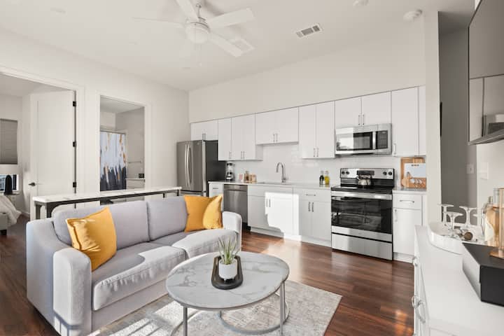 The Rowen | Luxury Condo On Music Row - Nashville, TN