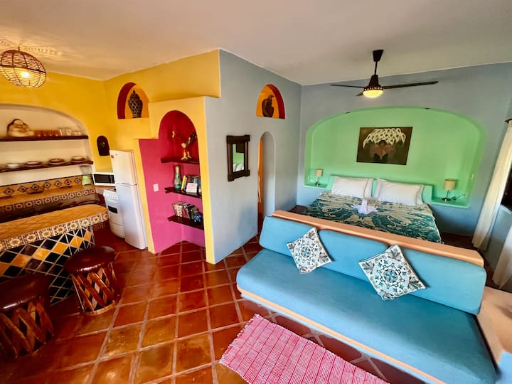 Luna - Casa Mojo's Delightful 1br, Kitchen, Pool - Sayulita