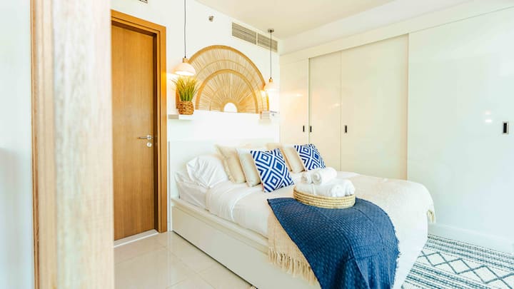 Studio In Al Hadeel Hosted By Voyage - Abu Dhabi