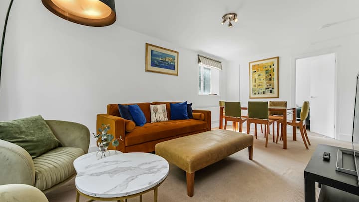 Lovely 3 Bedroom Apartment In Holland Park! - Chelsea