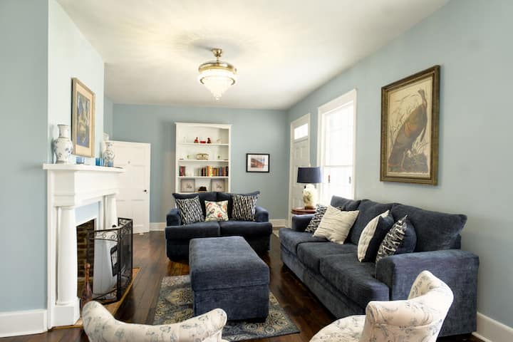 Borum House | 3/2.5, Full Kitchen, Downtown - Magnolia Bluffs Casino