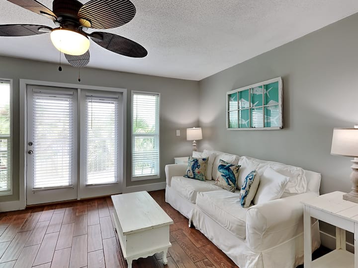 1bd/1ba Condo, Steps To Beach, Pool + Hot Tub - Perdido Key, FL