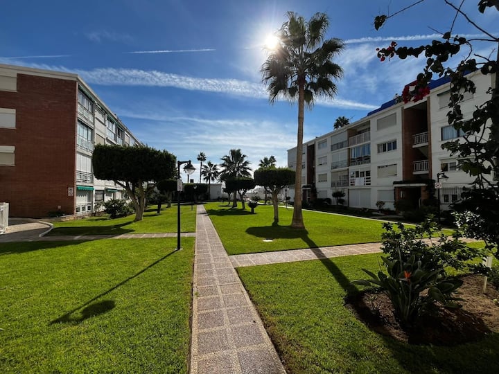 Sunshine Beach Au Bord De La Mer - Benalmádena