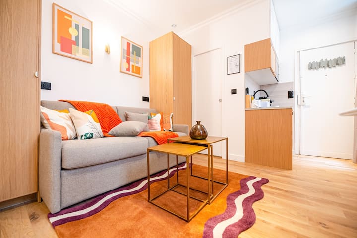 Authentic Parisian Stay Near The Eiffel Tower - Tour Eiffel - Paris