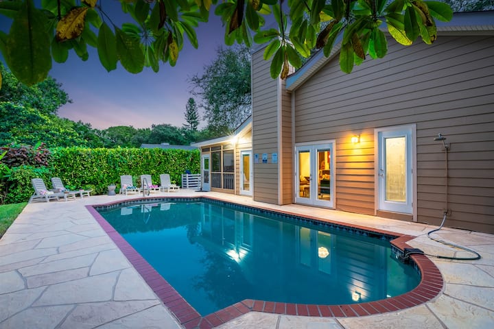 Luxury 5br W/ Pool, Spa & Game Room Near Ami - Anna Maria Island, FL