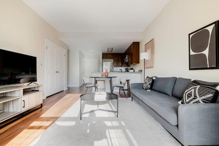 Blueground | North Bethesda, Gym, Roof Pool, W/d - Bethesda, MD