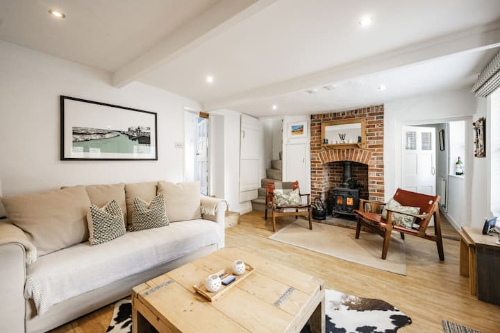 Cockle Cottage, Blakeney High Street - Blakeney