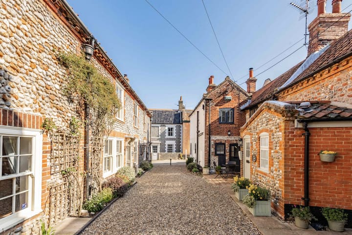 Trinity Cottage, Charming Cottage In Blakeney - Blakeney