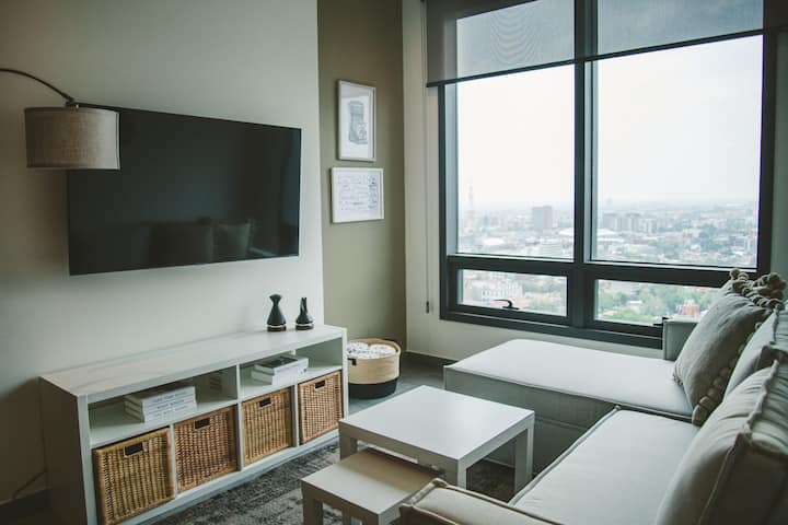 2206- Chic 1br Near Downtown W/ Luxe Amenities - Mexiko-Stadt