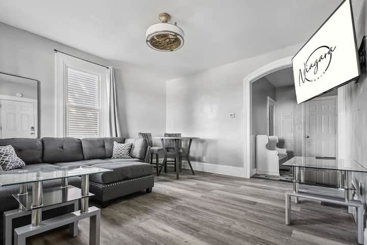Cozy 1br,1bath Minutes From The Falls - Niagara Falls, NY