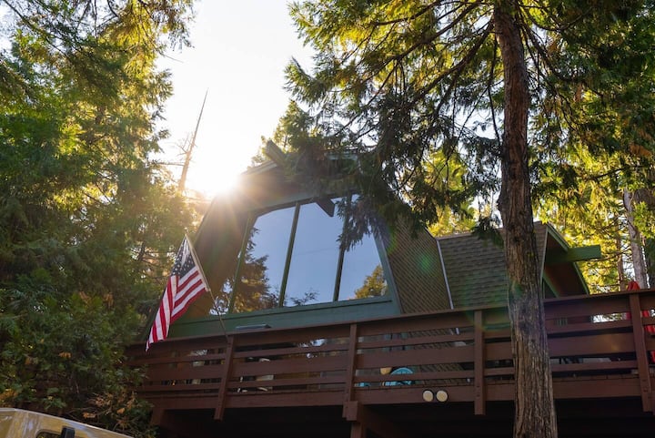 Cedar Hill - Stylish A-frame - Shaver Lake, CA