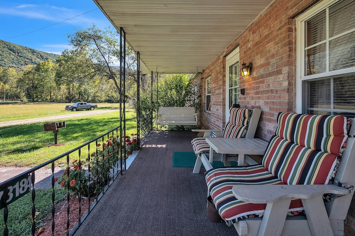 Panoramic Paradise - Best View Of Seneca Rocks - Seneca Rocks, WV