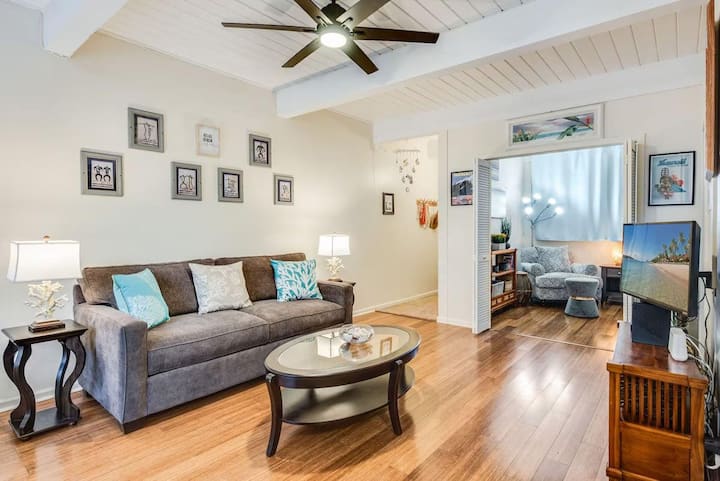 Ac | Pool | Walk To Beach & Downtown I Vrkvr - Kailua-Kona, HI