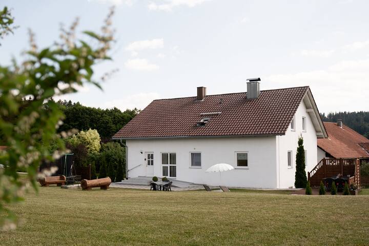 "Die Gemütliche" Fewo Mit Kachelofen (93033) - Breitenberg