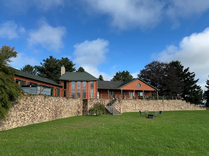 Private Indoor Pool Hot Tub Pool Table 19 Guests - Lewisburg, PA