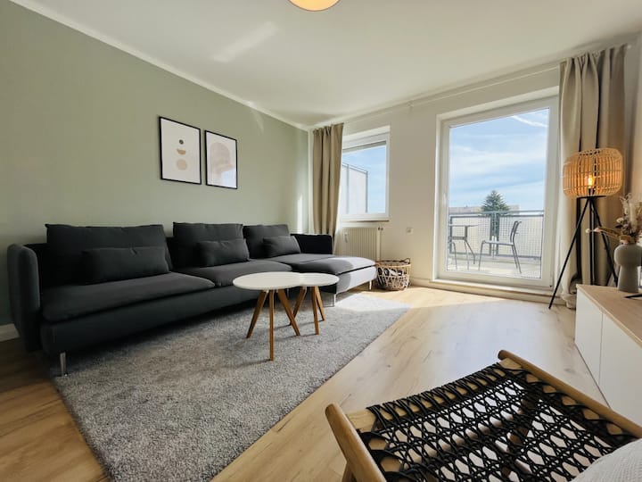 Modern 2-bedroom Apartment Near Messe | 2-4 Guests - Ried