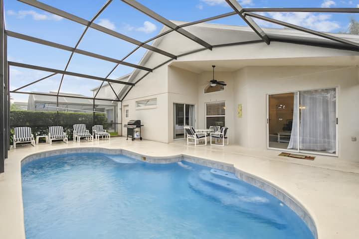 Spacious 4br Pool Home At Lake Berkley Resort - Kissimmee, FL
