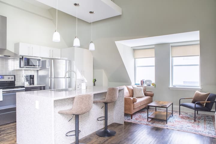 East Town 1br Apartment Mf5 - Summerfest, Milwaukee