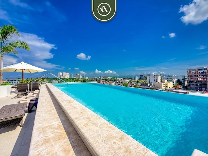 Amazing 2 Br Condo In Versalles - Rooftop Pool - Puerto Vallarta