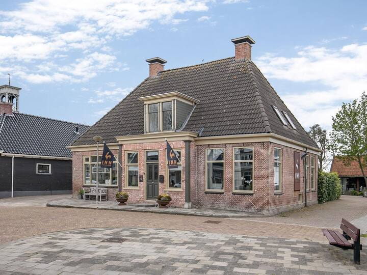 Maison De Vacances De Groupe Avec Jardins - Dokkum