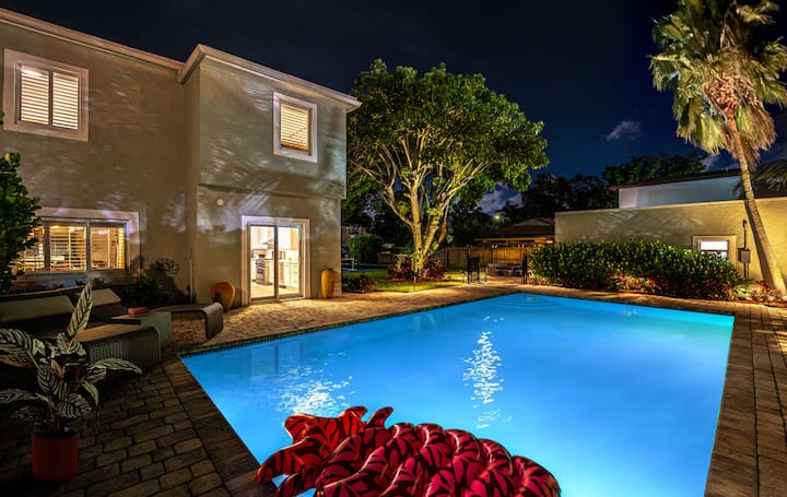 Palm Beach Oasis | Bbq, Piscine Et Pickleball - West Palm Beach, FL