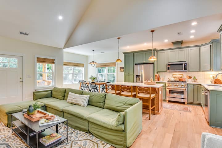 4 Mi To Ski Sapphire! Lakefront Cabin W/ Dock - Sapphire, NC