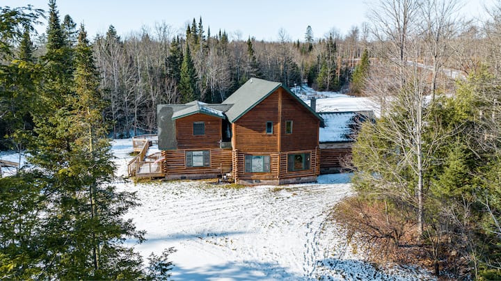 Woodland Haven: Keweenaw 5br Retreat With Sauna - Michigan