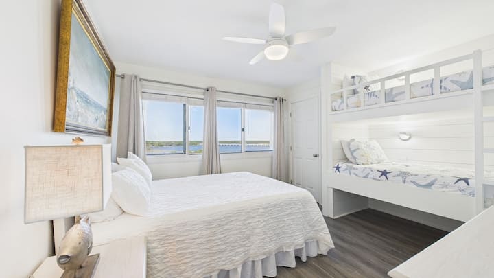 Pinnacle Port Beachfront Condo 501 At Carillon - Rosemary Beach, FL